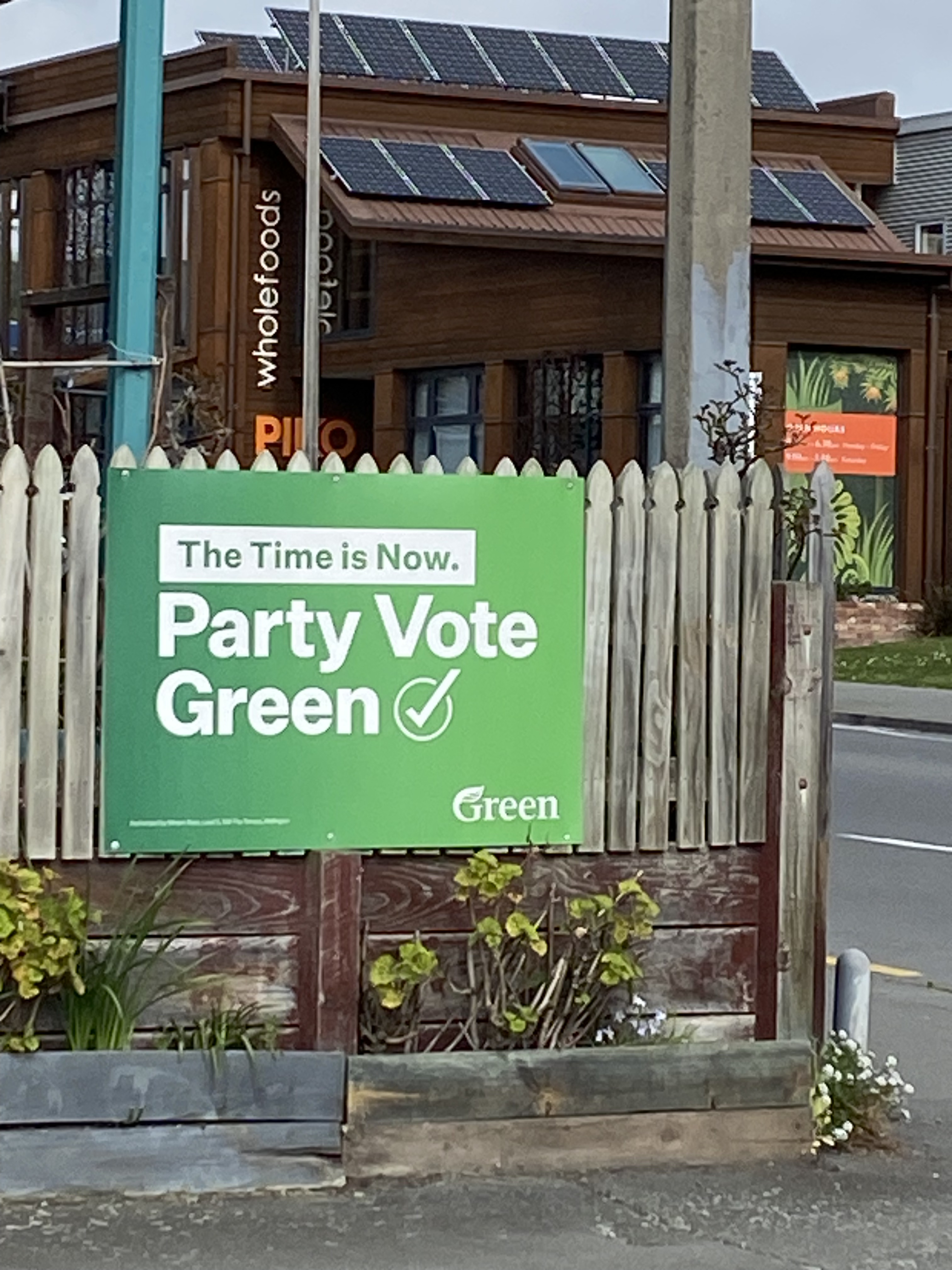 Political placard pollution – Anne-O-tations